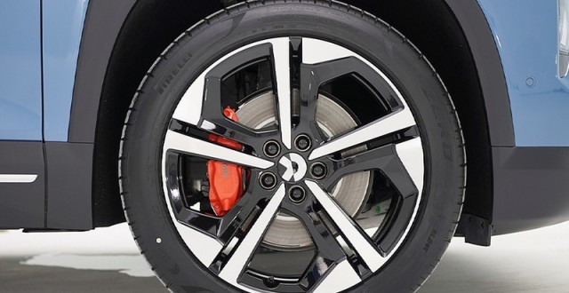 蔚来ES7比“866”香多了！NT2.0加持下有多强？_腾讯新闻