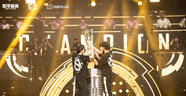 PEL夏季赛开启前一天，LGD和SMG组成一队，主播x选手阵营大乱斗_腾讯新闻