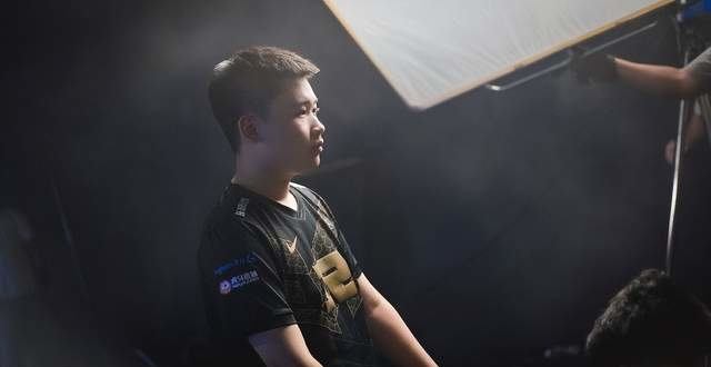 RNG对阵WBG赛前Wei五连胜，超越Canyon再登韩服第一！_腾讯新闻