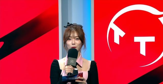 WE一胜难求，SMLZ反应太慢被质疑年纪大了，张导：我最敬佩他_腾讯新闻