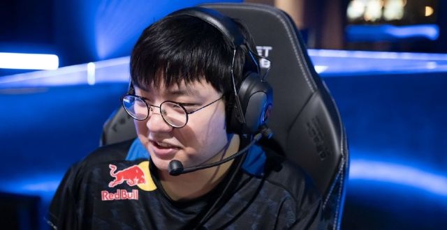 “看了LPL所有比赛，结果被暴打”，Canyon状态下滑，DK危险了_腾讯新闻