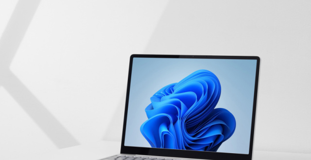 微软确认正在“追查”Win11 23H2 中的一个 Bug，本周不推Dev更新_腾讯新闻