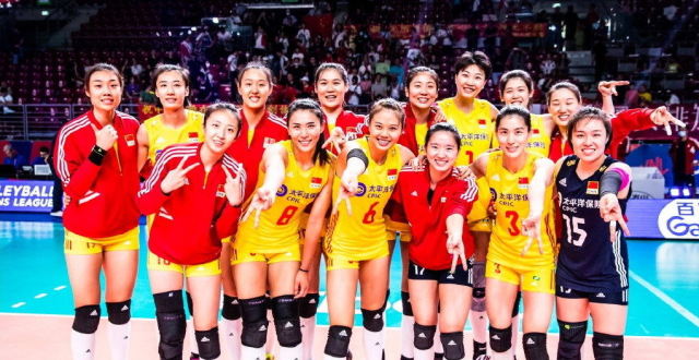 CCTV5直播中国女排VS意大利冲击世联赛4强，5＋转中国男篮PK巴林_腾讯新闻