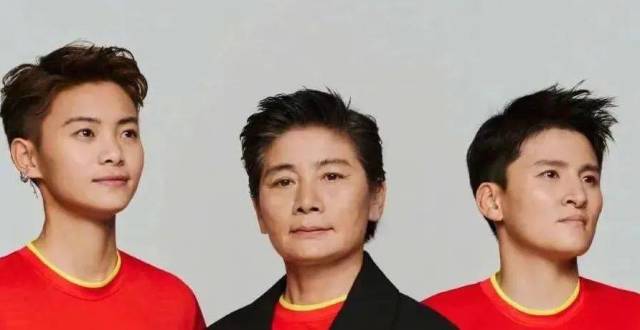 CCTV5直播中国女足＋国足VS韩国男足＋中国男篮PK黎巴嫩，5＋转国乒出战WTT冠军赛_腾讯新闻