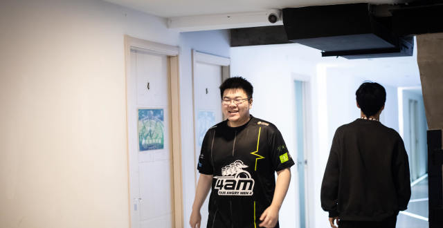 4AM公布周决赛首发阵容，艾伦格赛区仍被看好，IFTY很难走得更远_腾讯新闻