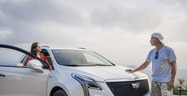 40万就能拿下的豪华中型SUV，凯迪拉克XT5和奔驰GLC你选哪一个？_腾讯新闻