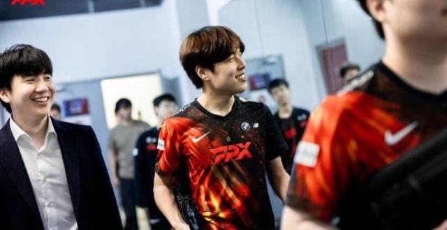 FPX 2-0 WE Summit凯南单杀格温全场伤害最高_腾讯新闻