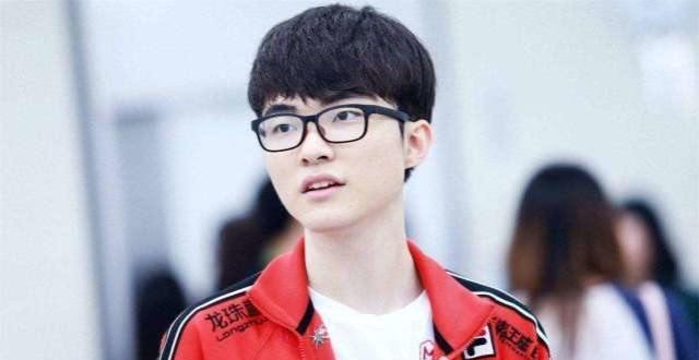 “Faker身价赶超杜兰特！”外媒爆料：TSM开出4000万美元年薪追求Faker，LOL历史最高！_腾讯新闻