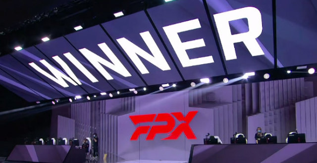 FPX2-1击败RNG赢下双黄会！Doinb五杀盲僧逆天改命_腾讯新闻