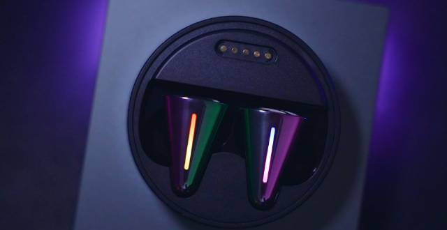 怒喵科技 TWS 耳机 CYBERBLADE 官宣 8月30 日发布_腾讯新闻