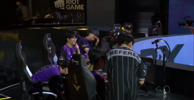 LCK季后赛LSB淘汰DRX！Deft可能又要退役了？_腾讯新闻