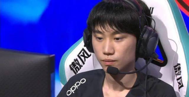 为Doinb正名？Bin复刻肉装刀妹战绩豪华：这套出装猛，他没打出来_腾讯新闻