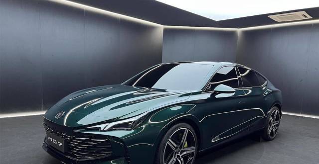 国产“帕拉梅拉”？搭2.0T＋9AT，6.5秒破百，全新名爵MG7发布_腾讯新闻