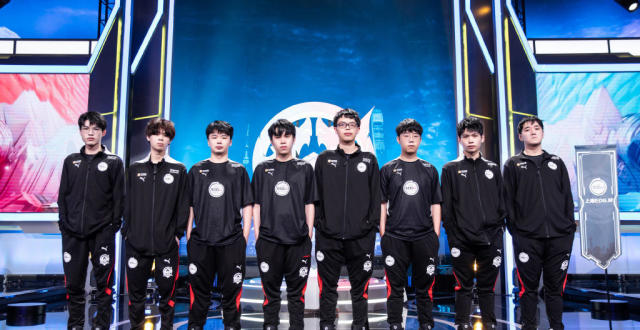 KPL两大解说一起认错！EDGM爆冷拿下TTG，瓶子：他们一直在奔跑_腾讯新闻