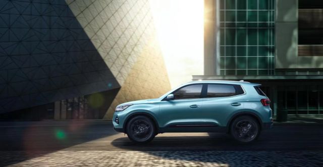 打响A0级SUV升级战，瑞虎5x PLUS的底气有多足_腾讯新闻