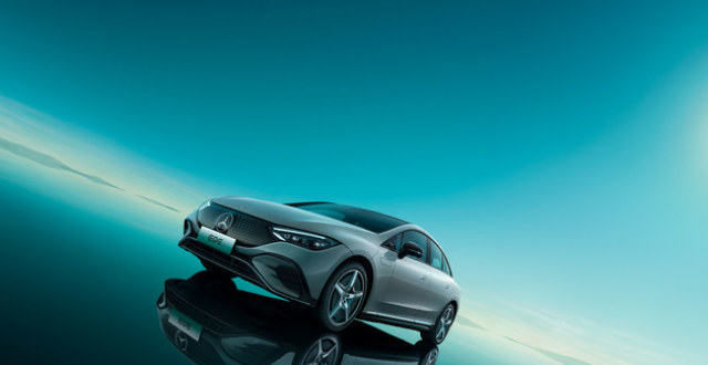 北京奔驰EQE上市 3款车型售52.8-58.5万元_腾讯新闻