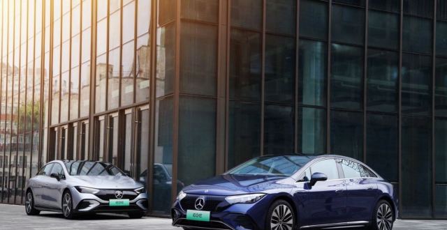 EVA纯电平台首款正向研发国产车型，全新EQE售价52.8万元起_腾讯新闻