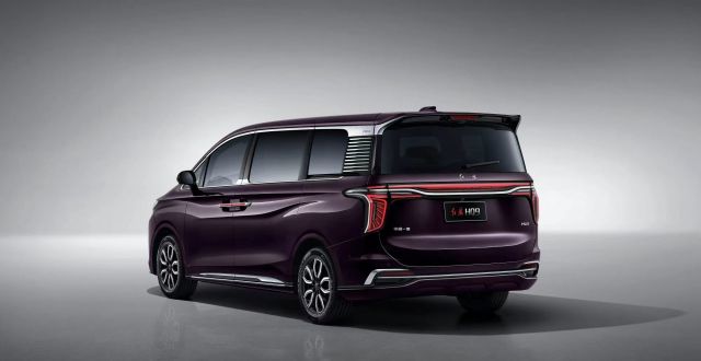 红旗HQ9、全新传祺M8和极氪009登陆成都车展，MPV市场谁主沉浮？_腾讯新闻