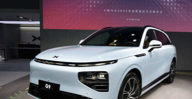 成都车展新车盘点，蔚来ET5和小鹏G9谁先攻入对方腹地？_腾讯新闻