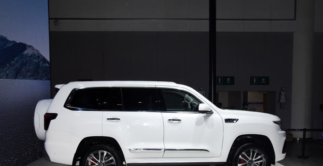 预售23.98万起！北京BJ60明显让步，诚意高于坦克500？_腾讯新闻