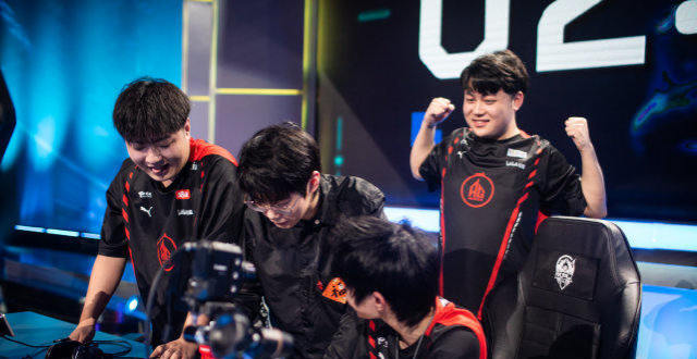 KPL：AG超玩会准备换阵，cat取代爱思重回首发，网友：世冠杯见！_腾讯新闻