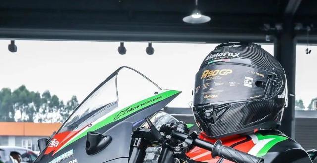 国产头盔天花板，摩雷士R90 GP真实体验！_腾讯新闻