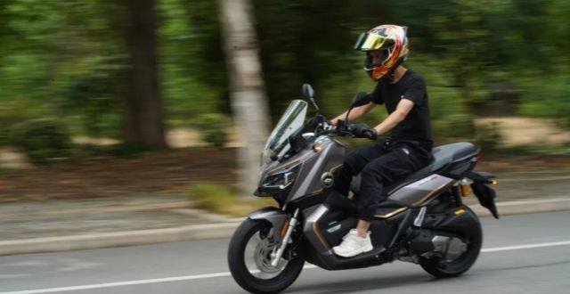 真·探险踏板——QJMOTOR鸿150ADV试驾体验_腾讯新闻