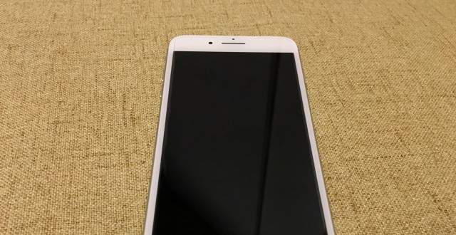 5年前的iPhone8P，不要低估它，升到iOS16我觉得可以再战两年_腾讯新闻