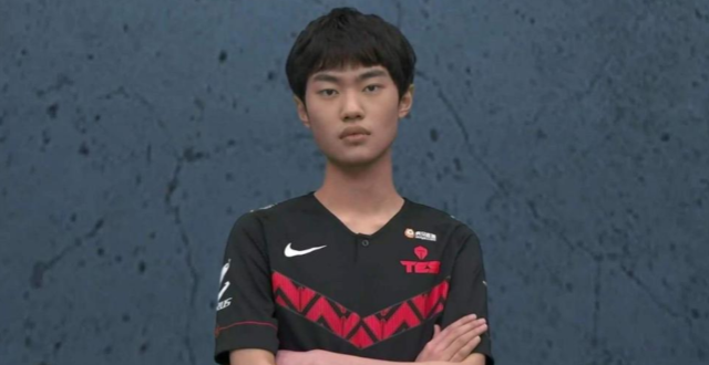 ESPN选手实力榜：左手登顶Doinb第二，前十LPL占六席_腾讯新闻