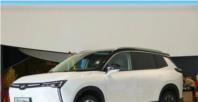 续航620km、或实现无人驾驶，静态体验威马W6_腾讯新闻