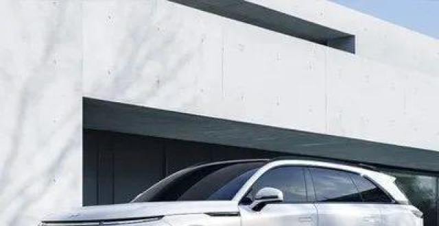 世纪难题：小鹏G9值不值得买？相比ES7、L9怎么选？_腾讯新闻