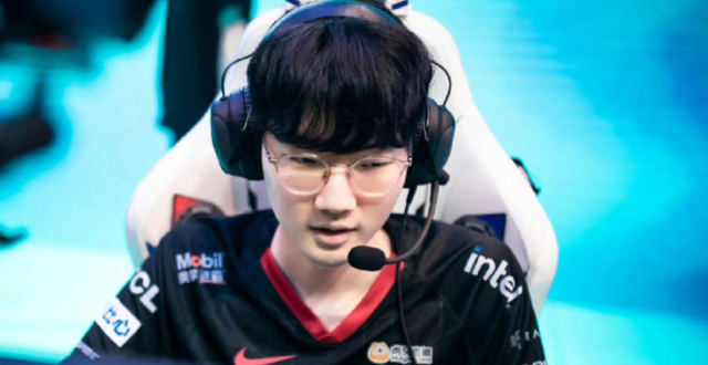 韩媒评级S赛5大AD：Viper世界第1！JKL仅排第4，Deft第5_腾讯新闻