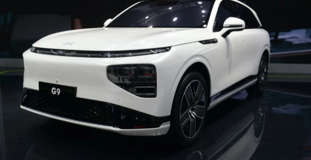 小鹏G9价格/车型版本/配置全面调整 全系标配XPILOT_腾讯新闻