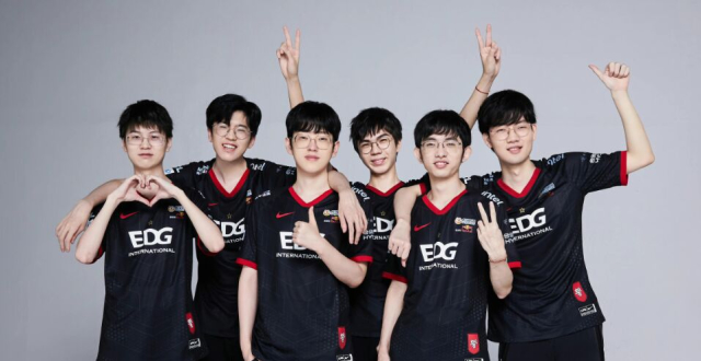 S12小组赛赛程出炉！EDG首日遭遇T1，时间利好亚洲观众！_腾讯新闻