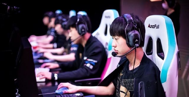 韩网热议RNG不敌DRX：不是35延迟，有摄像头和裁判，对RNG很不利_腾讯新闻
