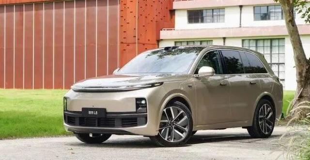 35.98万起！理想L8正式发布，这个配置这个价格太卷了……_腾讯新闻