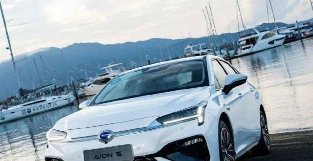 售价近18万元，续航仅460千米，AION S是在搞笑吗？_腾讯新闻