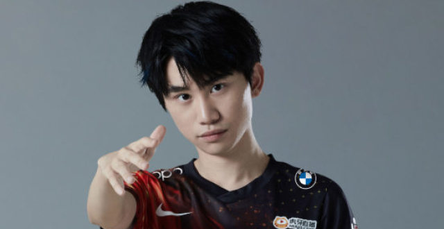 icon下赛季该何去何从？业内人士透漏：Doinb正在连接LNG_腾讯新闻