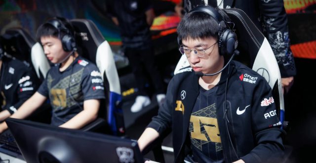 LOL：RNG对战DFM上演帝国的晋级，一场没有输家的比赛，皆大欢喜_腾讯新闻