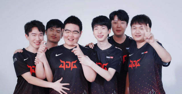 S12全球总决赛小组赛：D组最没悬念？RNG或是GEN克星_腾讯新闻