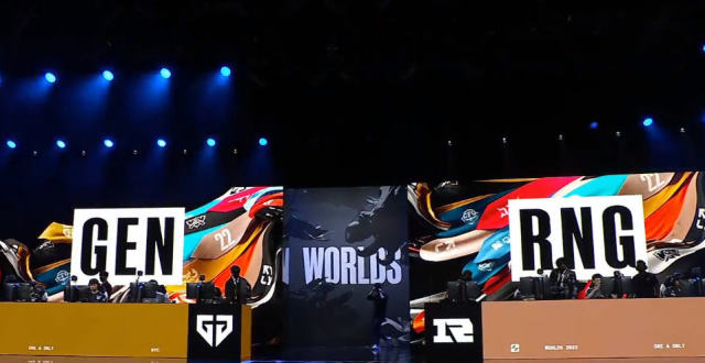 英雄联盟S12世界赛：GALA厄斐琉斯输出爆炸，RNG 1：0 GEN_腾讯新闻