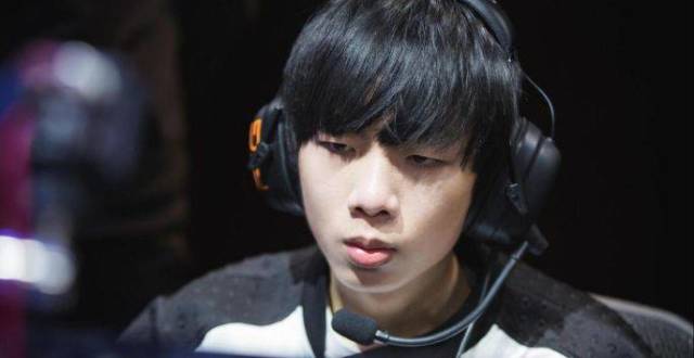 XLB转会期或离开RNG丨Smlz复健成效显著，夏天复出有望_腾讯新闻