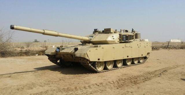 外贸坦克遇到差评，尼日利亚称VT4坦克不好用，想用俄制T90替代_腾讯新闻