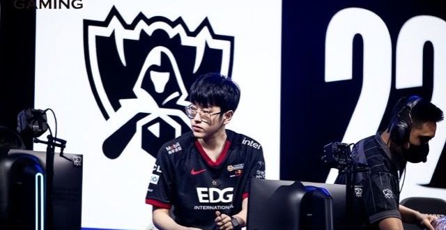 EDG危！Scout呈阳性，两天没有打Rank，小组赛晋级难了！_腾讯新闻