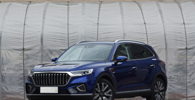 红旗HS5和本田CRV比对测试，都是20万左右，你会如何选择_腾讯新闻