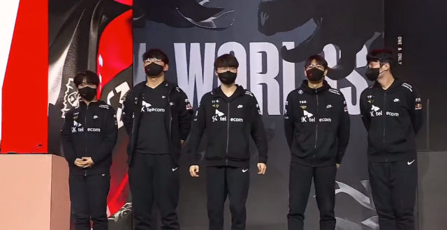 S12淘汰赛：RNG 0：3不敌T1，无缘S12四强，但RNG永不言弃_腾讯新闻