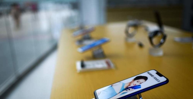 2022年Q3 手机市场出货量报告来了！OPPO 逆势增长，表现亮眼_腾讯新闻