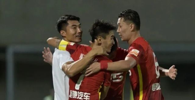 今日！中超战8场，领头羊PK川足，让路国乒，CCTV16转国安VS广州_腾讯新闻