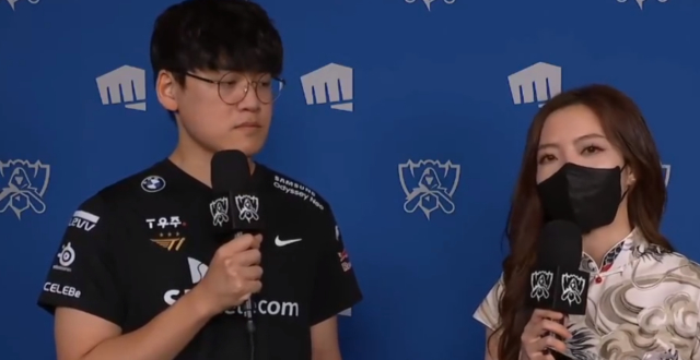 T1击败JDG晋级决赛，Faker憋笑，队友：希望DRX击败GEN_腾讯新闻