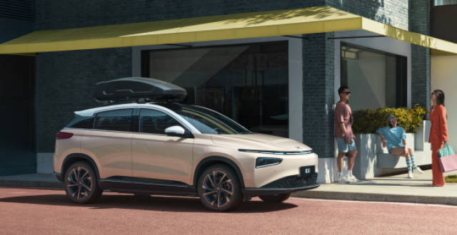 15万级入门纯电动车，小鹏G3i vs Aion Y Plus谁更适合年轻人？_腾讯新闻